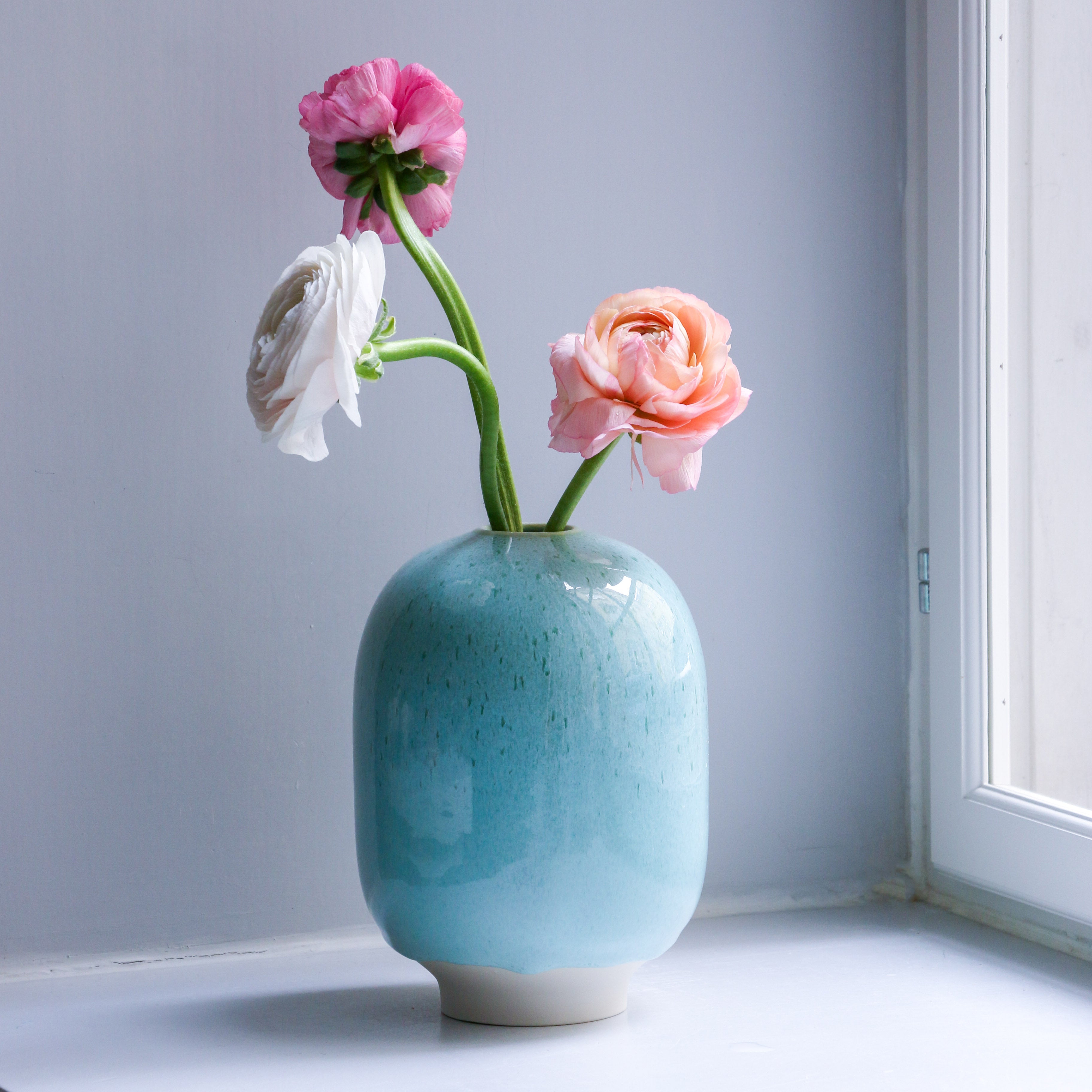 Hana Vase - Large - Hana Vase: Wave - Pacifica (L) – Studio Arhoj Store