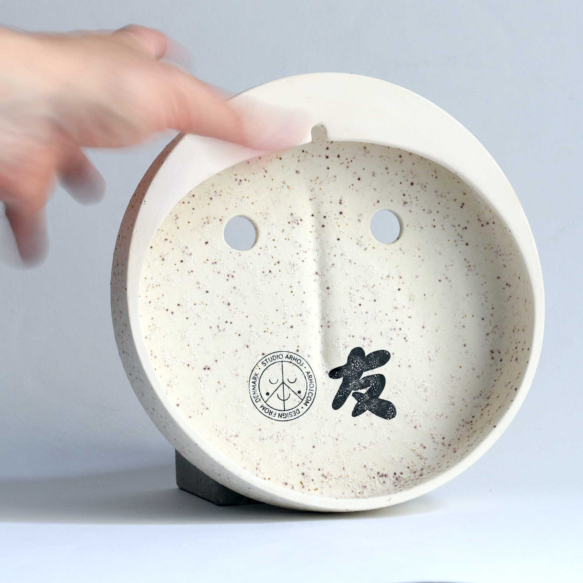 Tomo Mask - Boop - Beige – Studio Arhoj Store